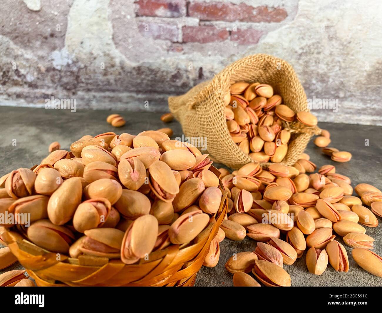 Sack of pistachios hi-res stock photography and images - Alamy