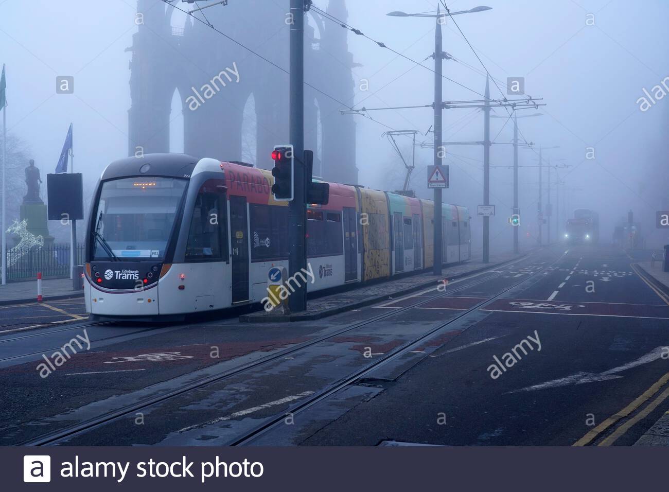 Edinburgh princes street edinburgh trams hi-res stock photography and ...