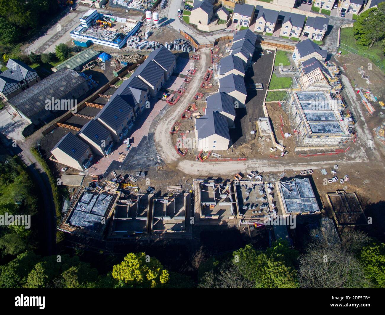 Building Homes Queensbury West Yorkshire Stock Photo - Alamy