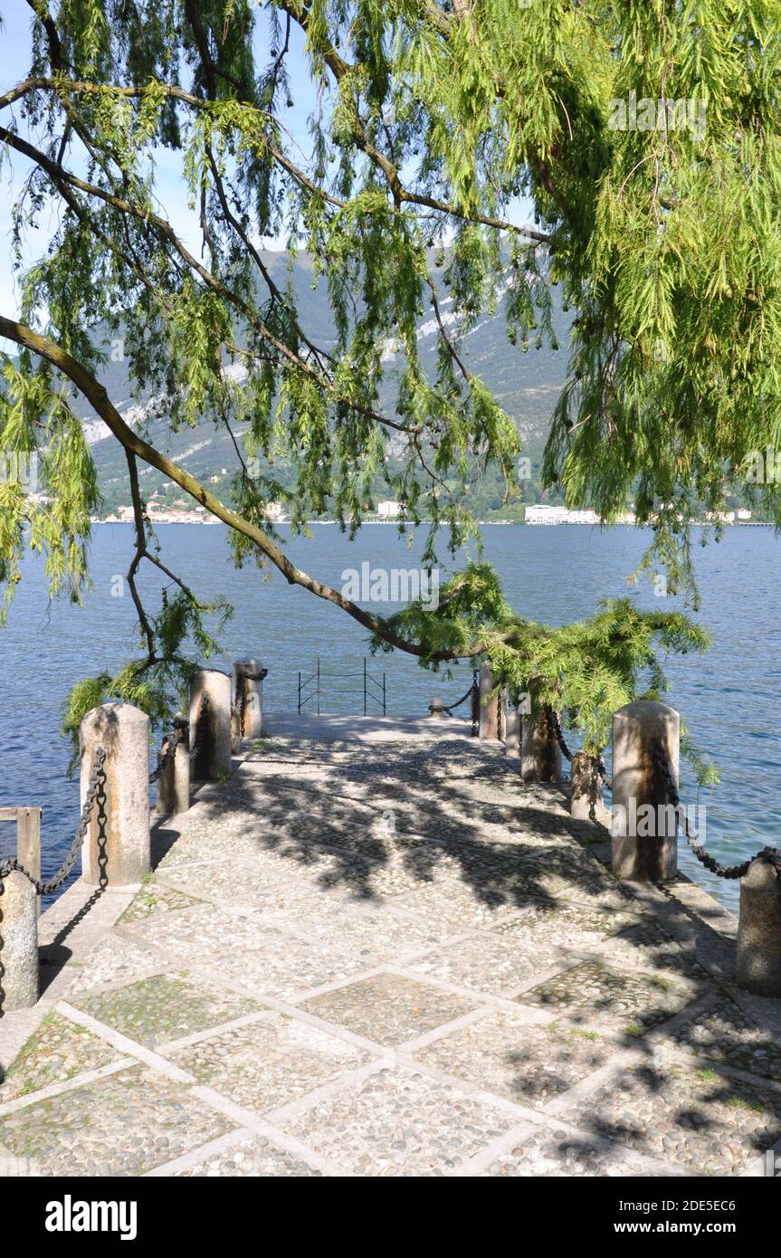 Stone jetty at Lake Como Stock Photo - Alamy