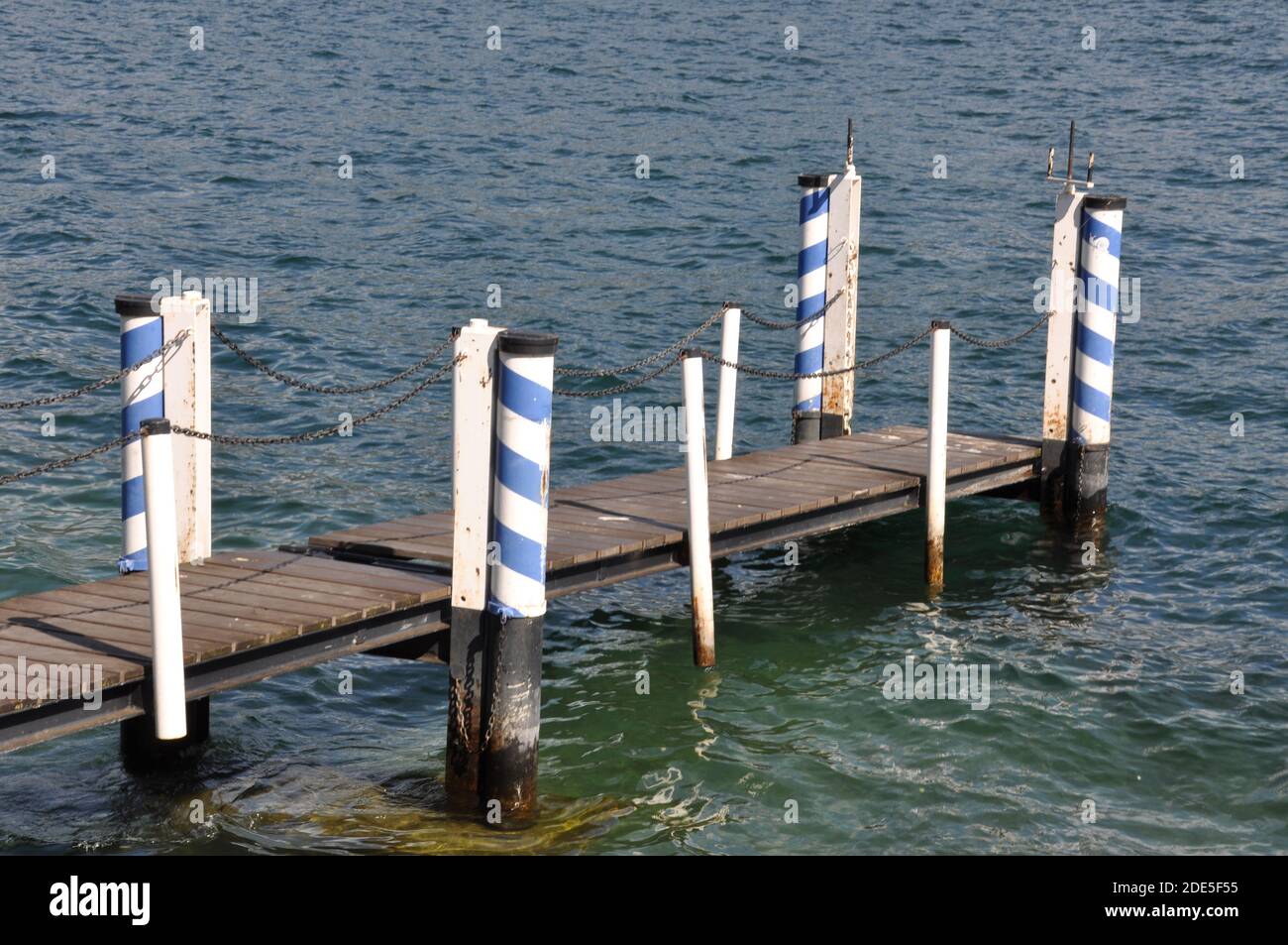 Jetty on lake Como Stock Photo - Alamy