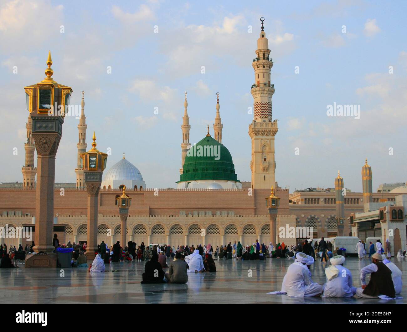 Prophet mosque hi-res stock photography and images - Alamy