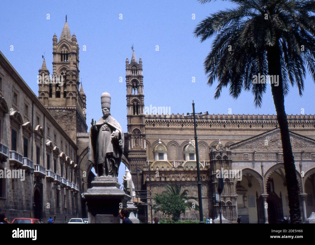 Reportage Sicily, Italy, 1992. Palermo (scanned from Agfachrome slide ...