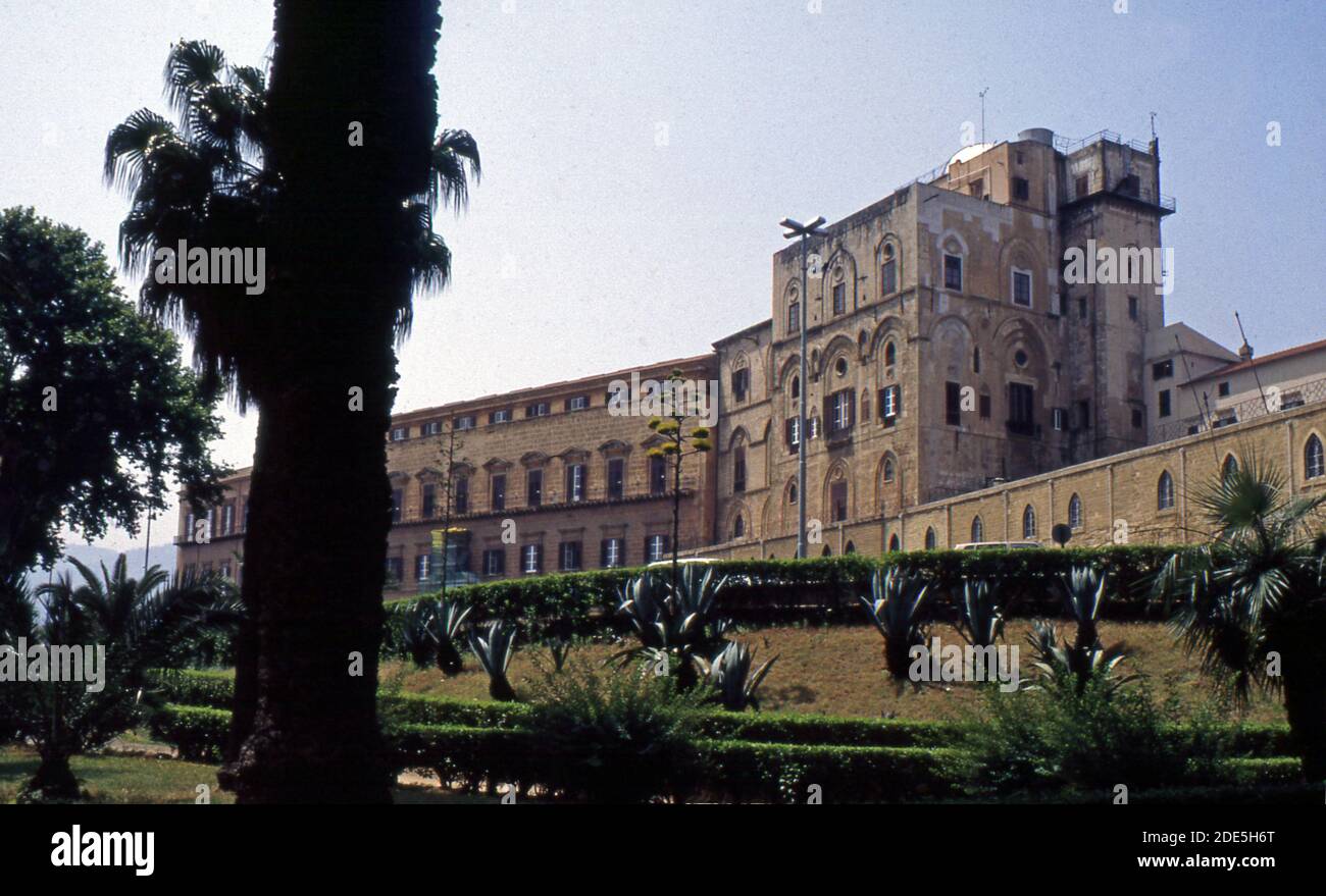 Reportage Sicily, Italy, 1992. Palermo (scanned from Agfachrome slide ...