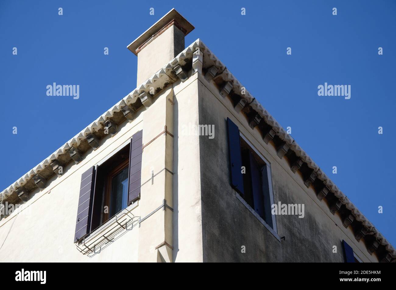 Facade and corner of old Venetian building in Venice, Italy Stock Photo ...