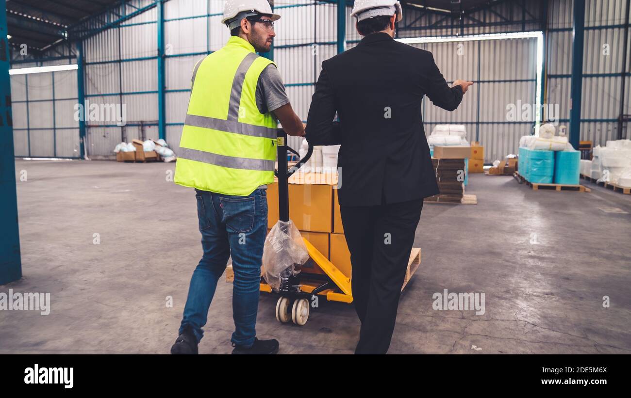 Portrait young man pulling trolley hi-res stock photography and images ...
