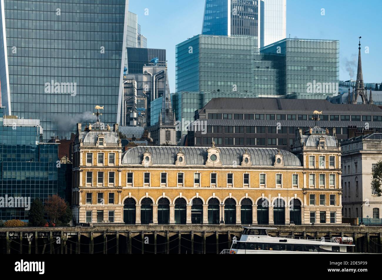At old billingsgate in the city of london hi-res stock photography and ...