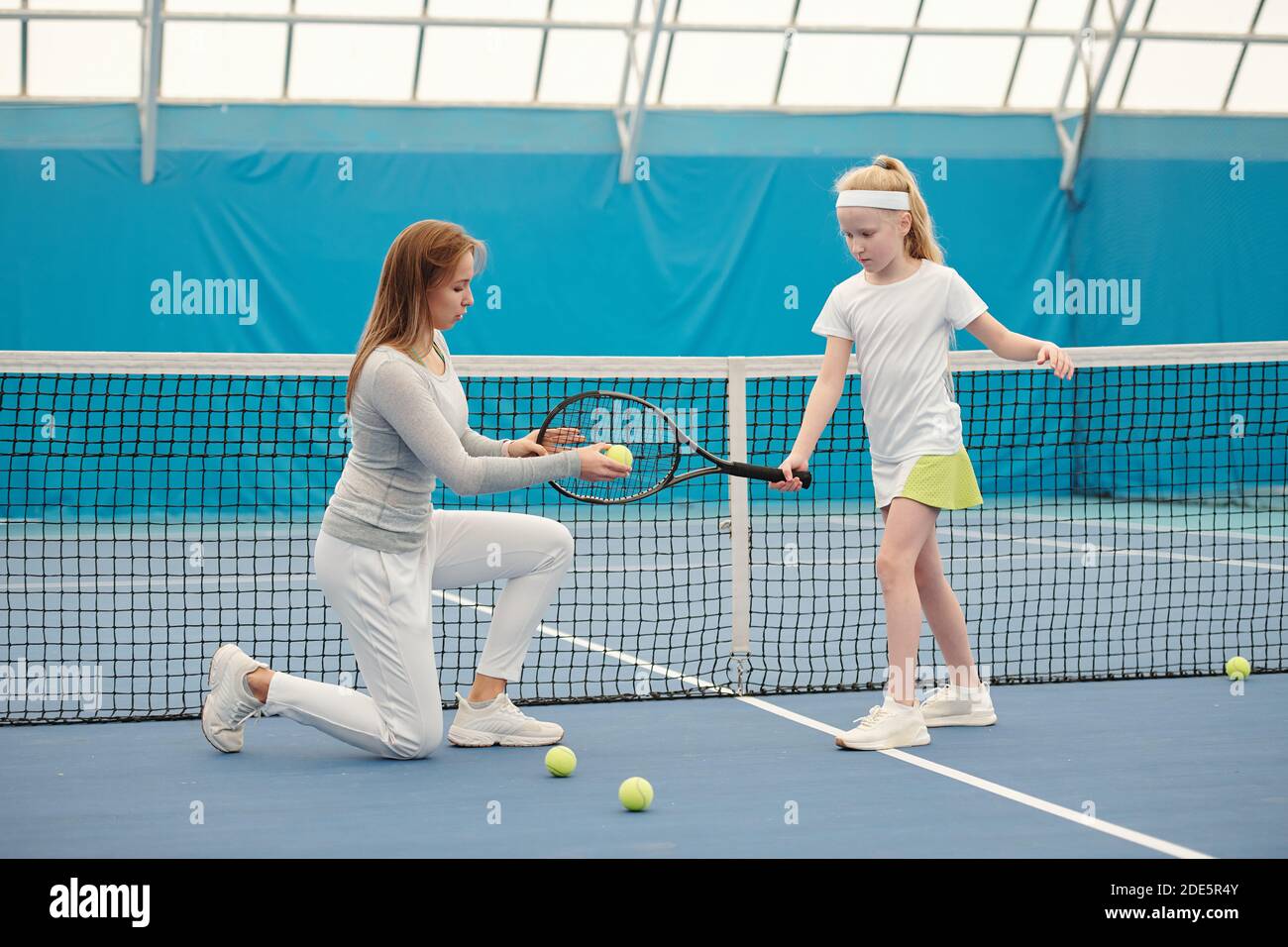 Professional instructor tennis hi-res stock photography and images - Alamy