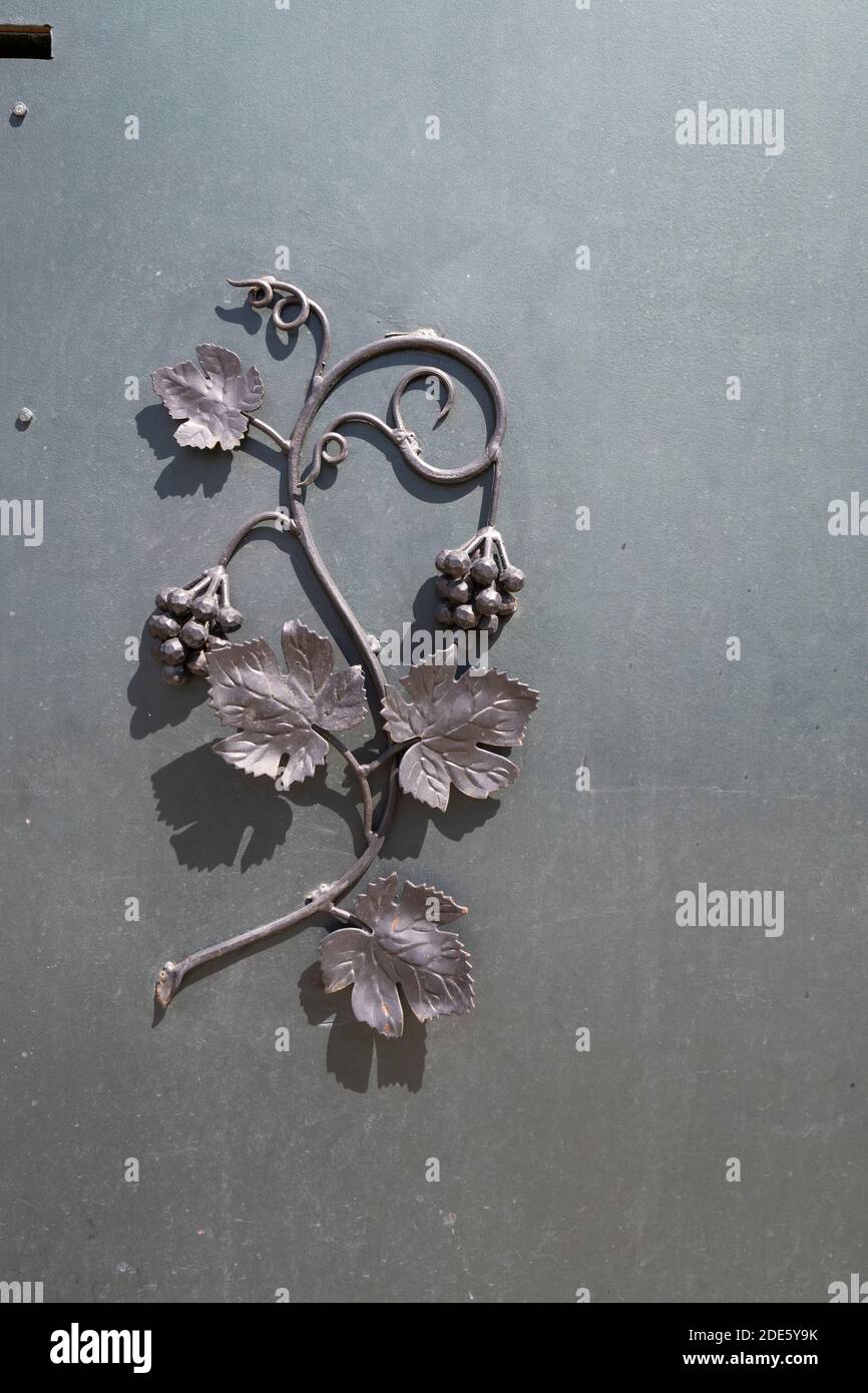 Gothic forged fence hi-res stock photography and images - Alamy