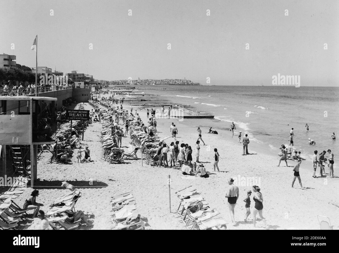 Archival tel aviv hi-res stock photography and images - Alamy