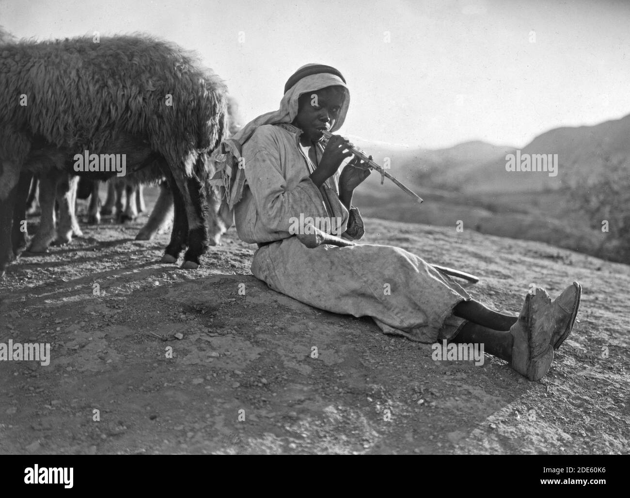 Shepherd playing the flute hi-res stock photography and images - Alamy