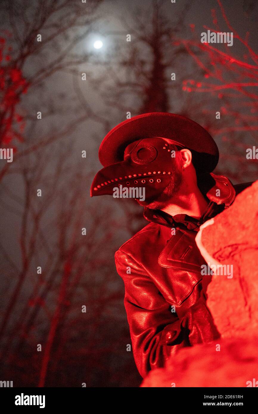 Corona Pandemic Pest Doctor Stock Photo - Alamy