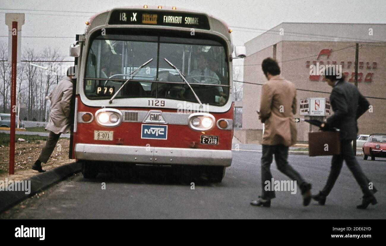 1970s metro bus hi-res stock photography and images - Alamy