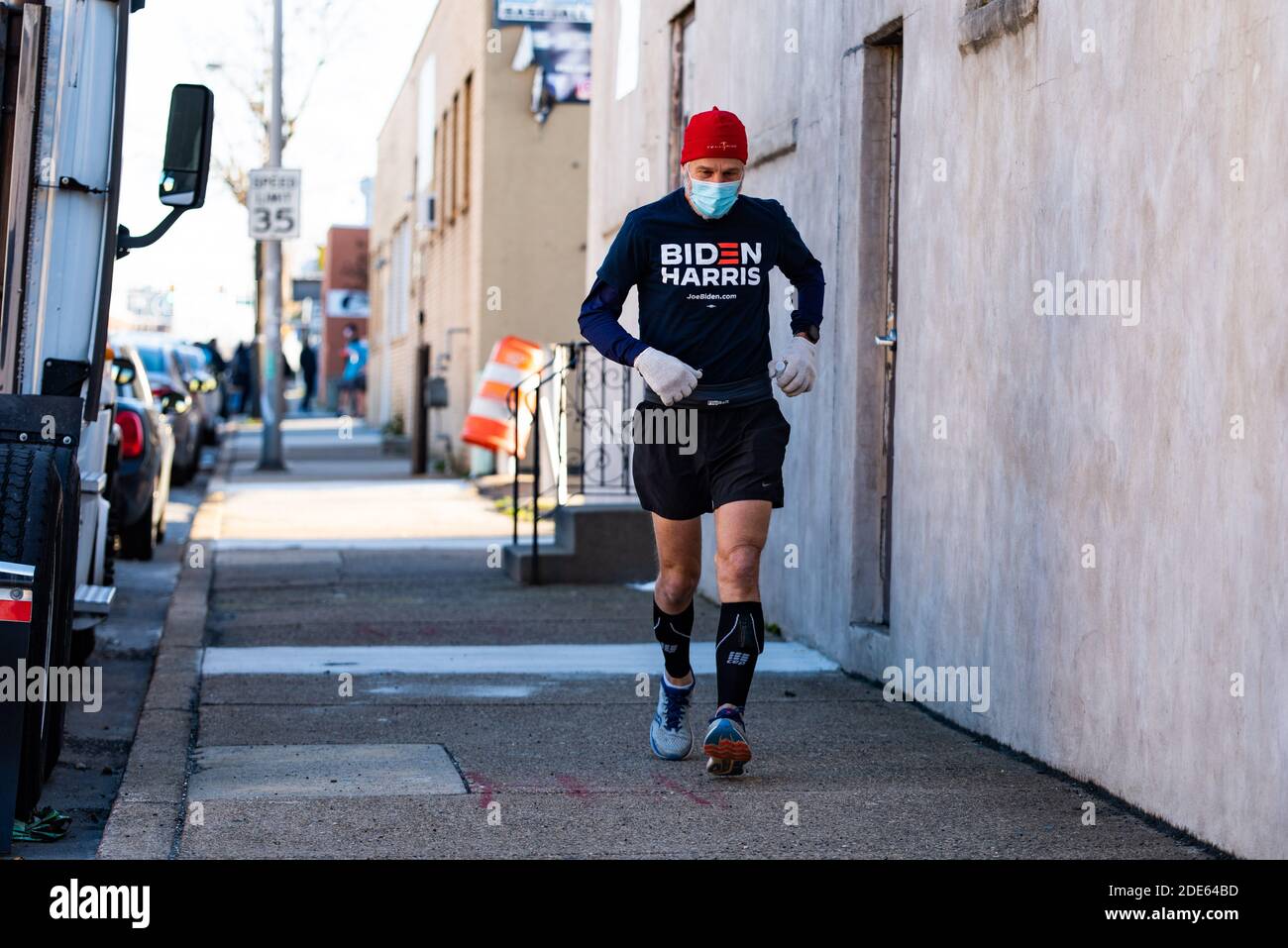 Philadelphia, Pennsylvania, USA. 29th Nov, 2020. TIM MAXWELL of ...