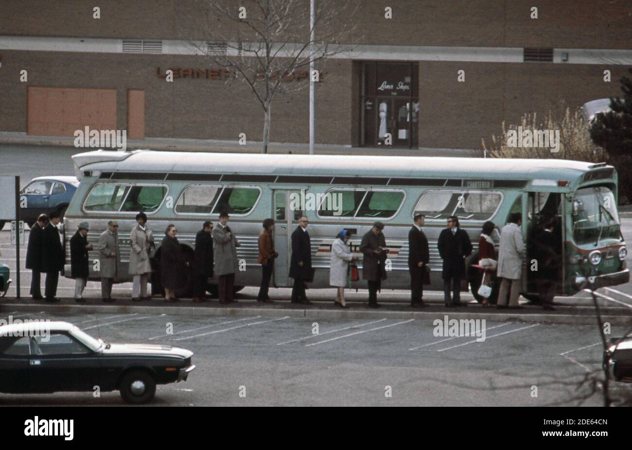 Vintage image of bus 1970s hi-res stock photography and images - Alamy