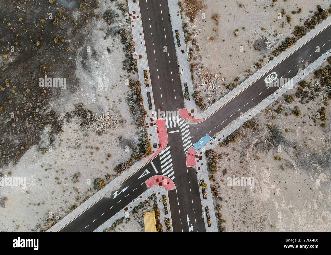 Intersections horizontal hi-res stock photography and images - Alamy