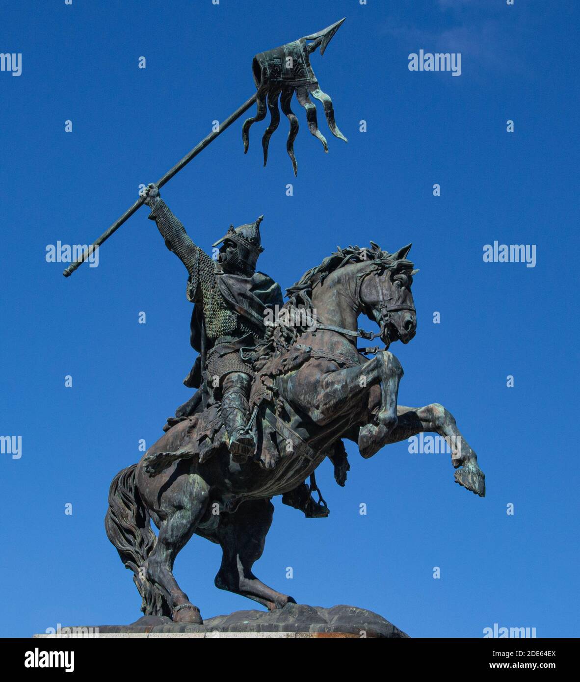 Statue of William the Conqueror - Guillaume-le-Conquérant, Falaise ...