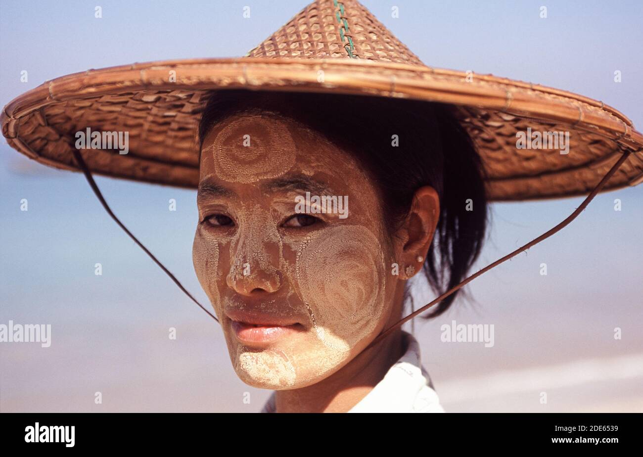 24.02.2008, Thandwe, Rakhine State, Myanmar, Asia - Portrait of a local ...