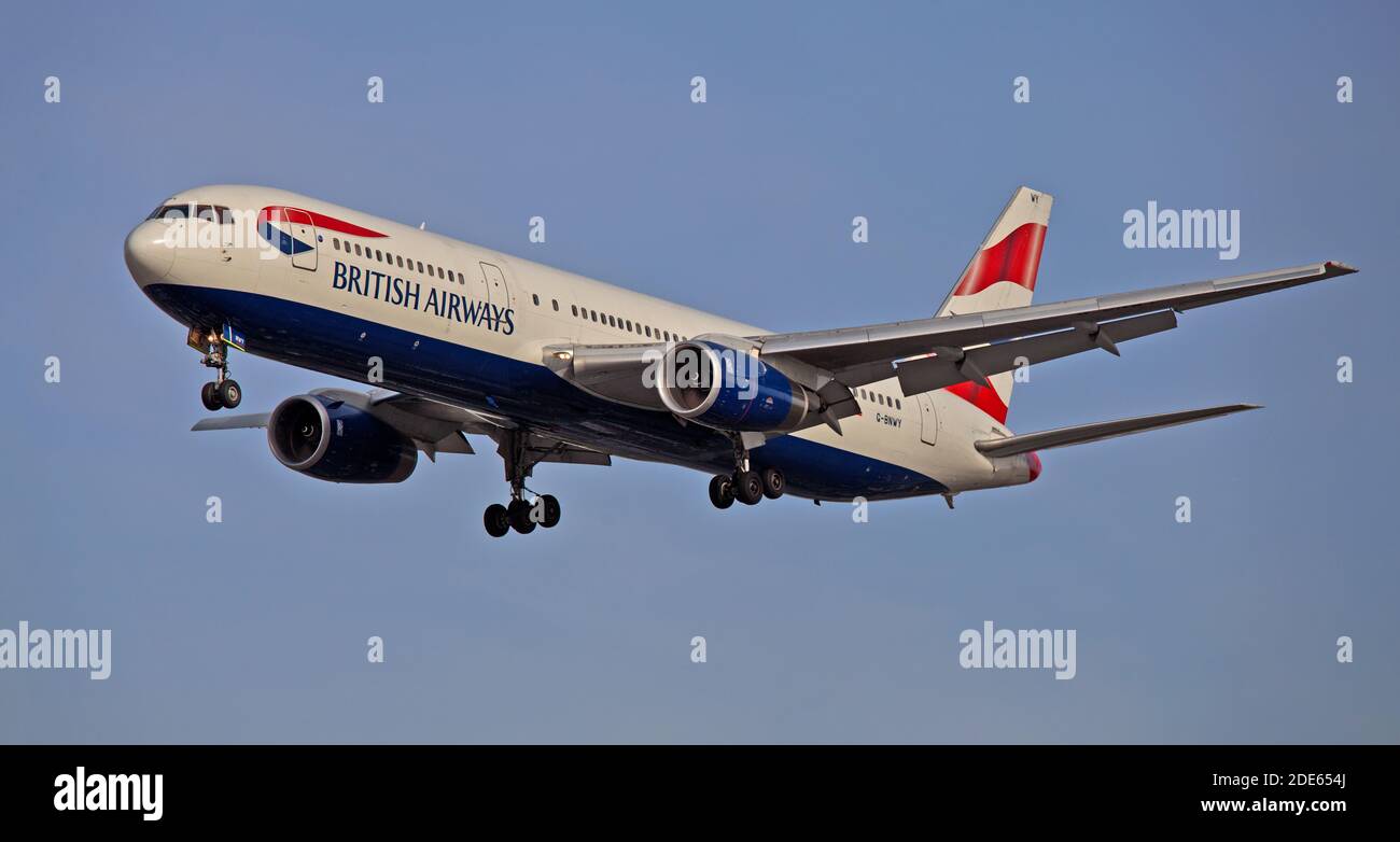 British airways boeing 767 300 on hi-res stock photography and images ...
