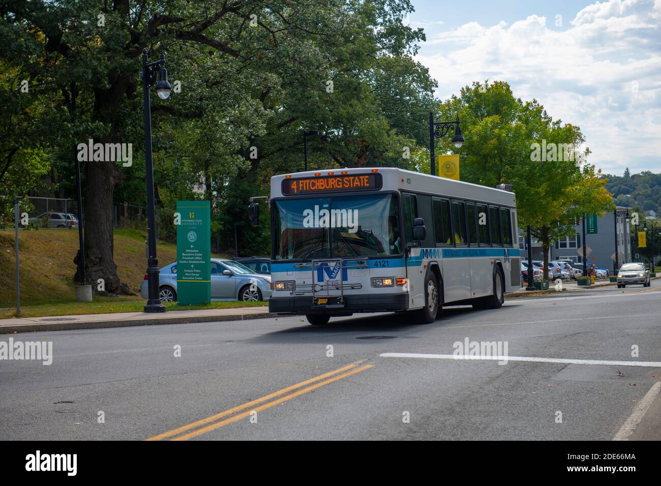 Massachusetts bus station hi-res stock photography and images - Alamy