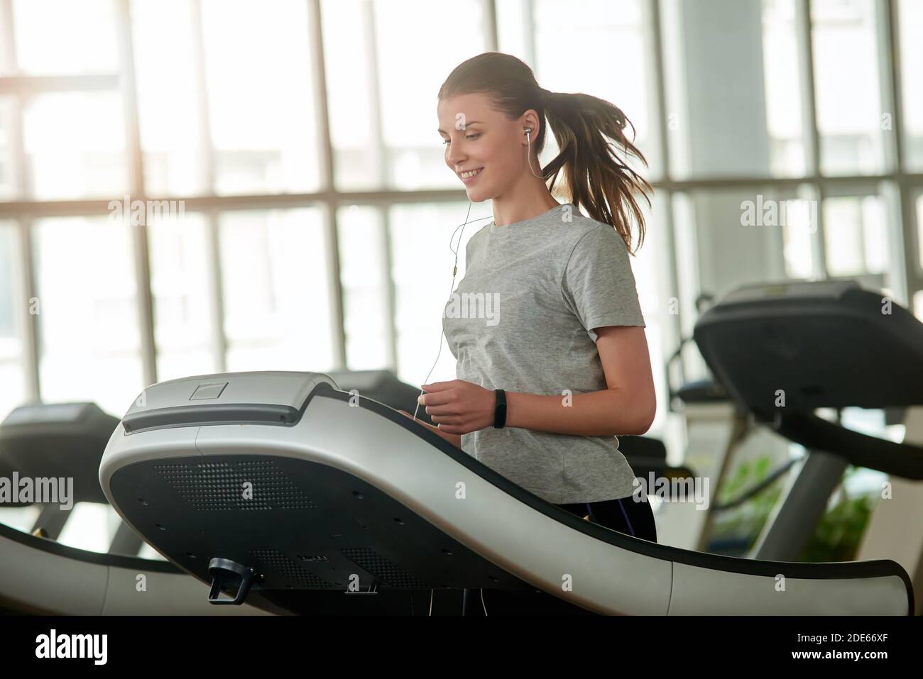 Life fitness treadmill equipment hi-res stock photography and images ...