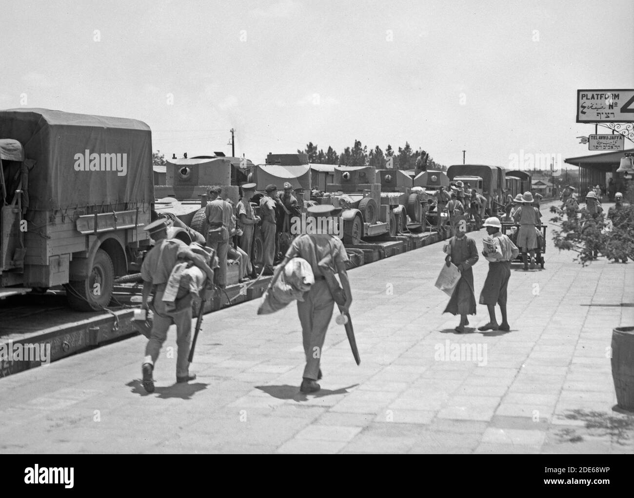 Armoured train egypt hi-res stock photography and images - Alamy