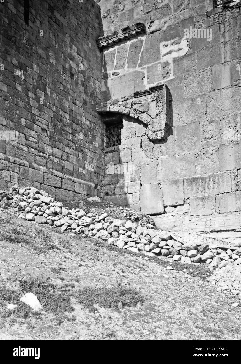 Various views of the city wall [Jerusalem]. The Double Gate. ca. 1900 ...