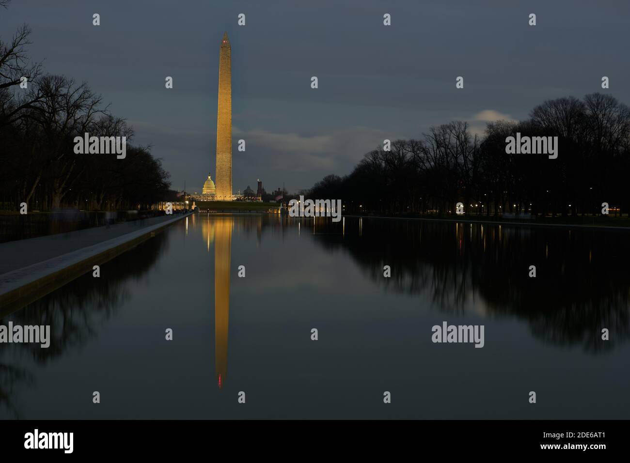 Obelisk and reflecting pool hi-res stock photography and images - Alamy