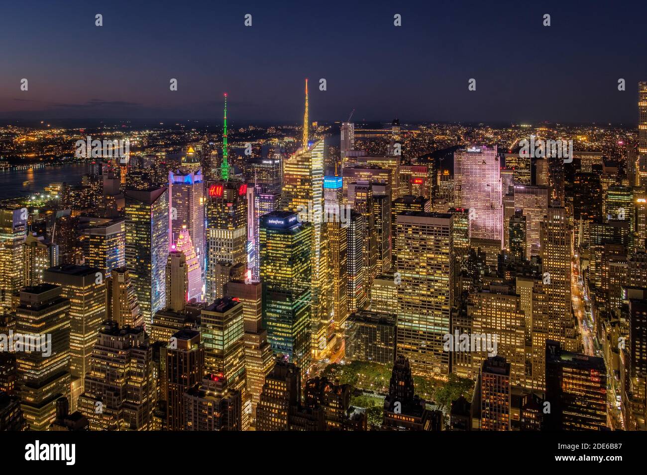 Night cityscape new york manhattan hi-res stock photography and images ...