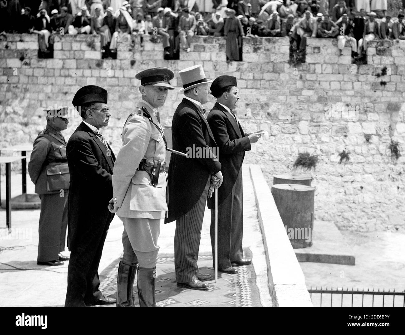 Middle East History - Arab recruits on parade in Jerusalem. Jamal Eff ...