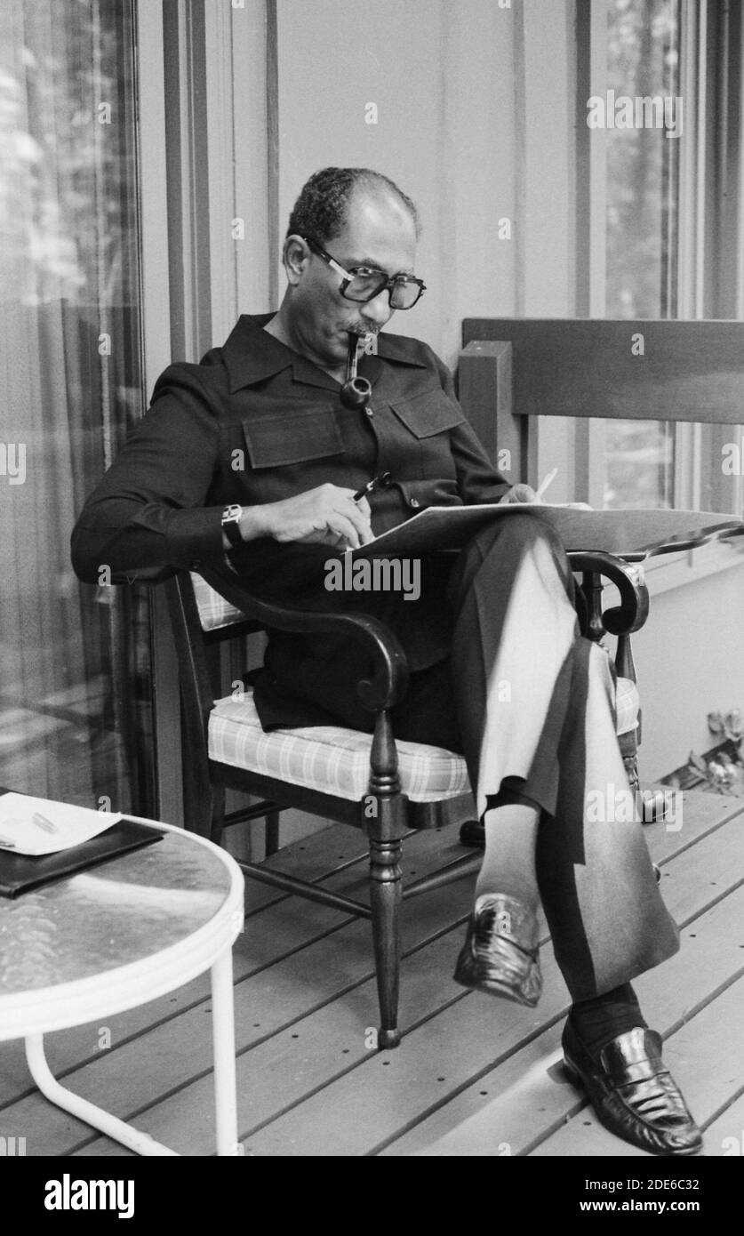 Anwar Sadat at Camp David ca. 09/09/1978 Stock Photo - Alamy
