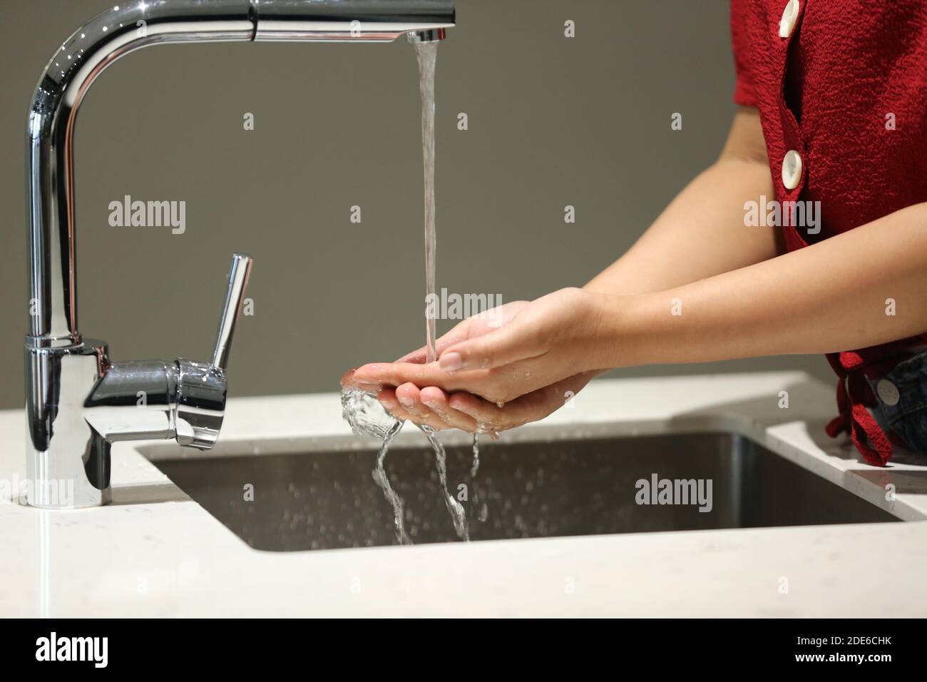 hand washing in sink Stock Photo - Alamy