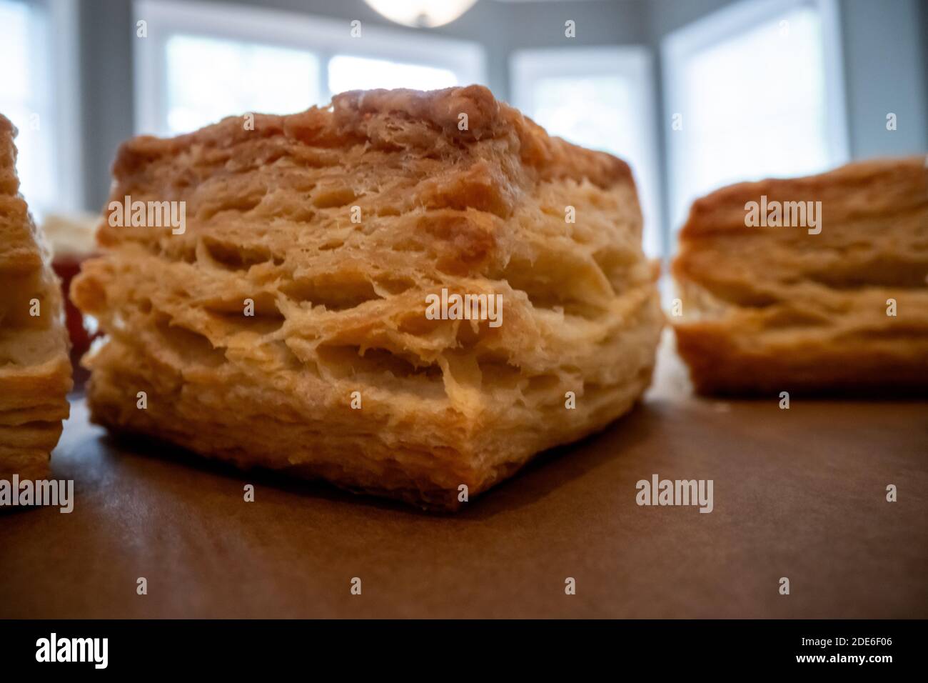 Square Biscuit Texture on outer surface of baked good Stock Photo - Alamy