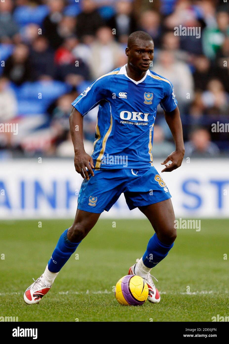 Papa bouba diop portsmouth hi-res stock photography and images - Alamy