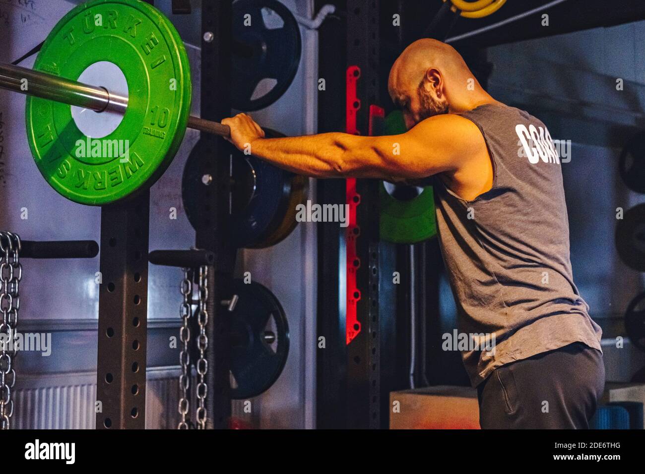 Man with personal trainer hi-res stock photography and images - Alamy