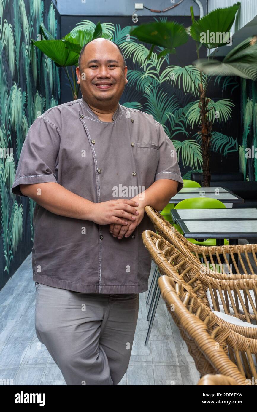 Filipino male chef hi-res stock photography and images - Alamy