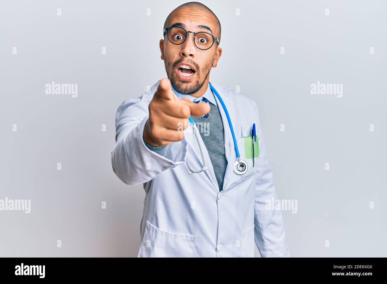 Finger pointing blame nurse hi-res stock photography and images - Alamy