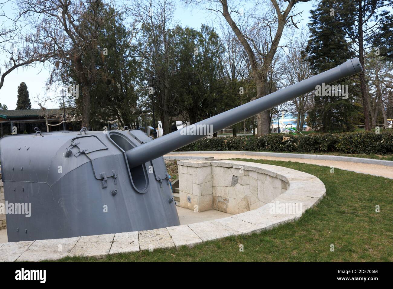 Navy howitzer cannon hi-res stock photography and images - Alamy