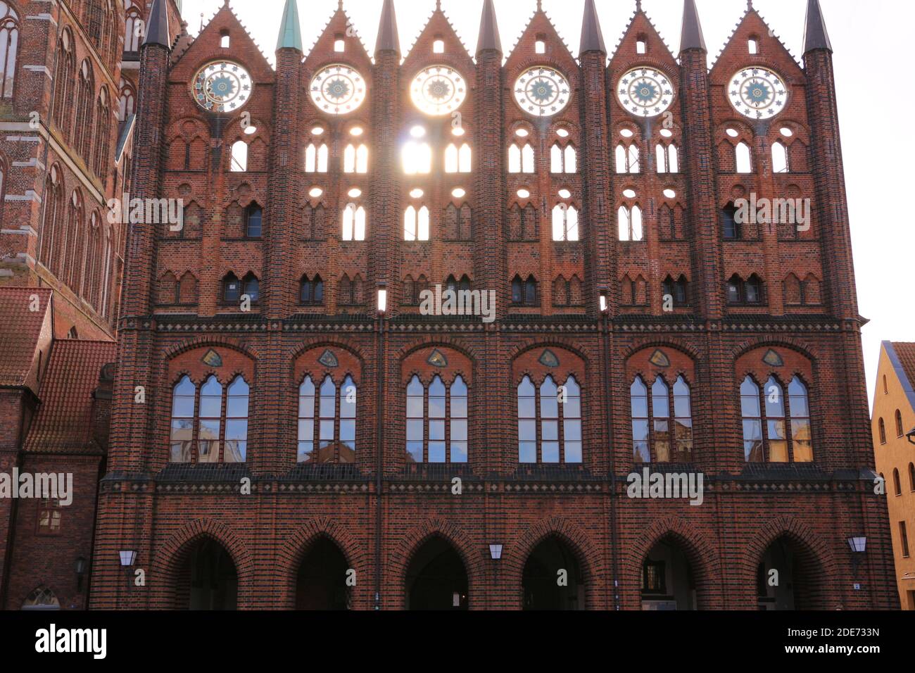Historische Gebäude im Zentrum von Stralsund in Mecklenburg-Vorpommern ...