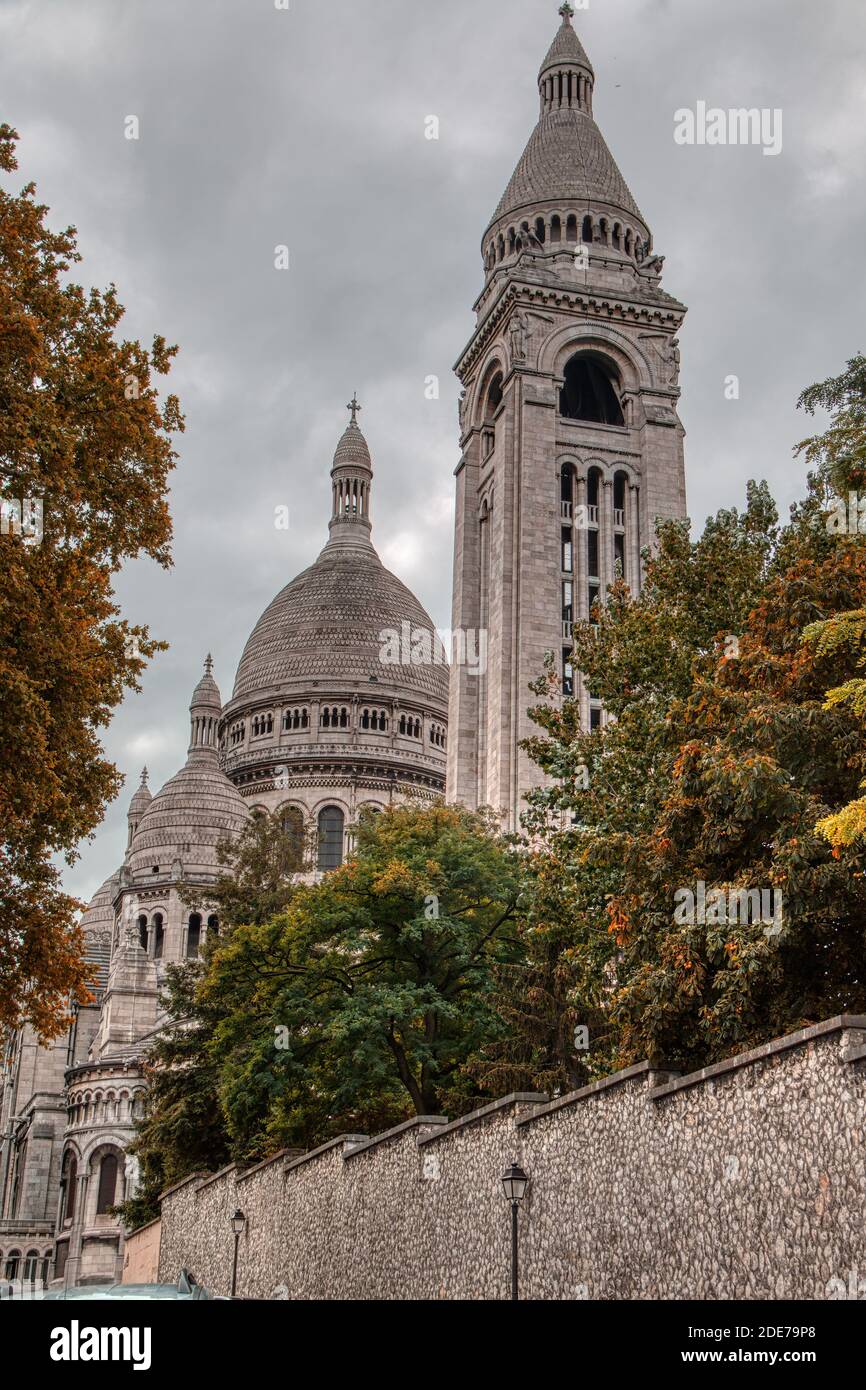 The Basilica of the Sacred Heart of Paris, is a Roman Catholic church ...