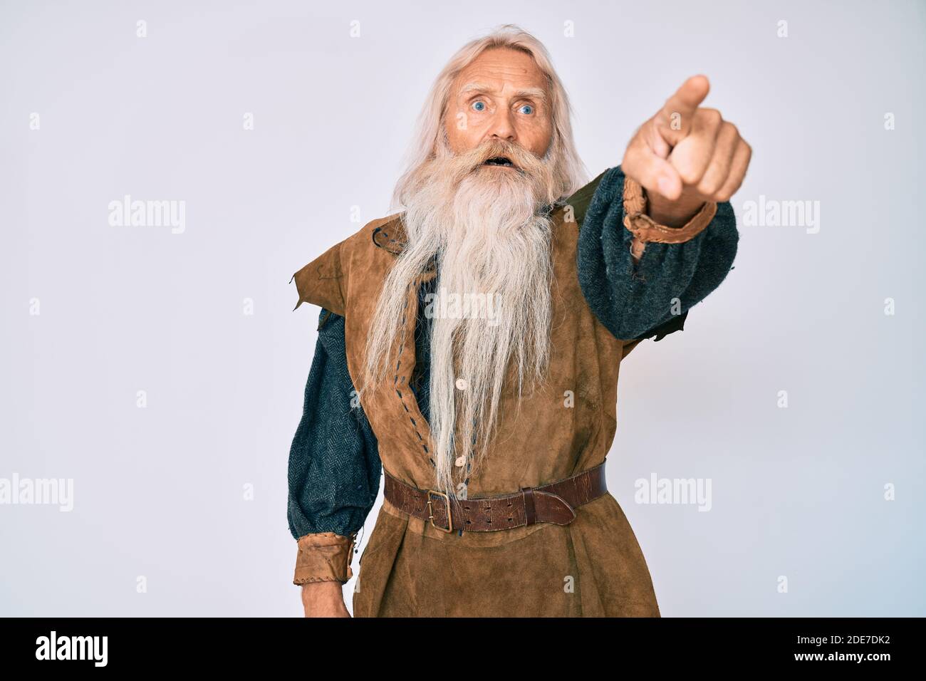 Historical old finger pointing hand hi-res stock photography and images ...