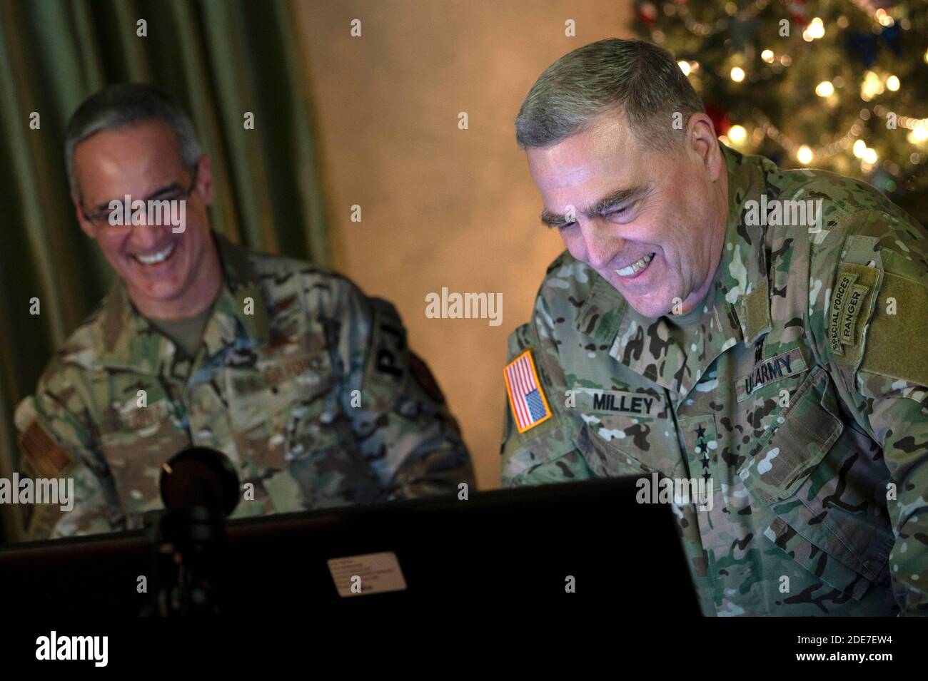 Chairman of seac hi-res stock photography and images - Alamy