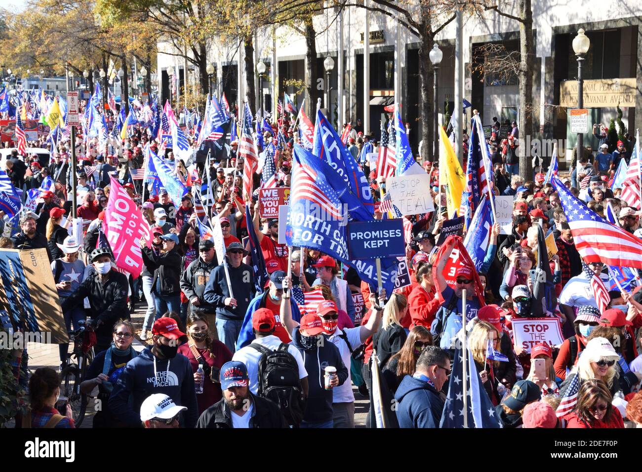 Maga supporters hi-res stock photography and images - Alamy