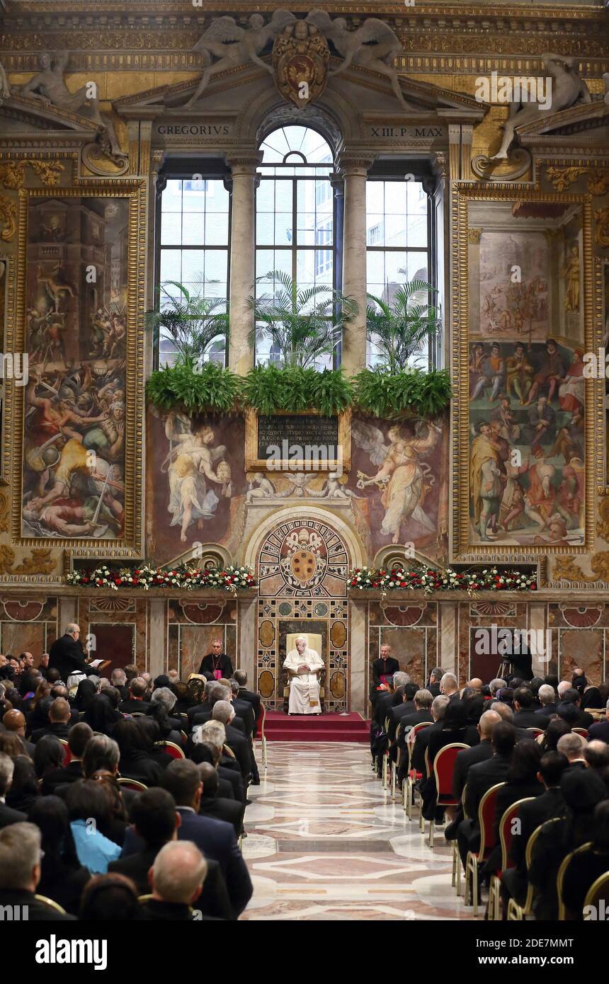 Pope Francis attends an audience with the Members of the Diplomatic ...