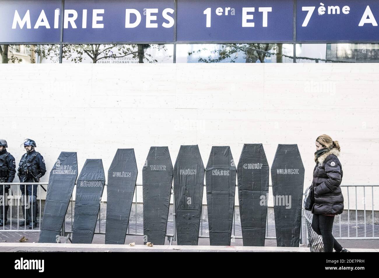 People demonstrate to protest against unsafe and unsanitary housing ...