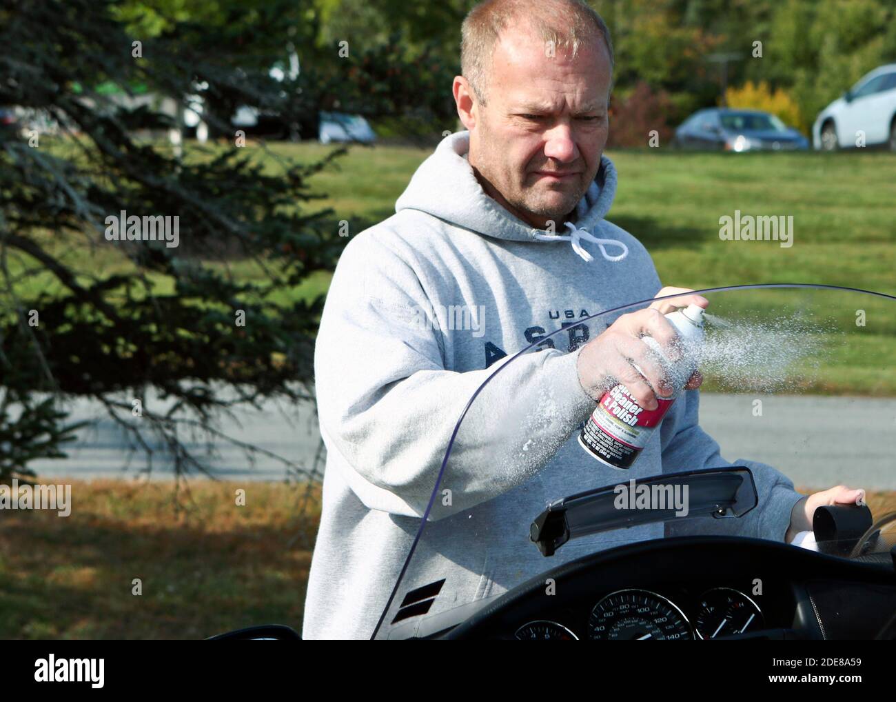 Spray can tour hi-res stock photography and images - Alamy