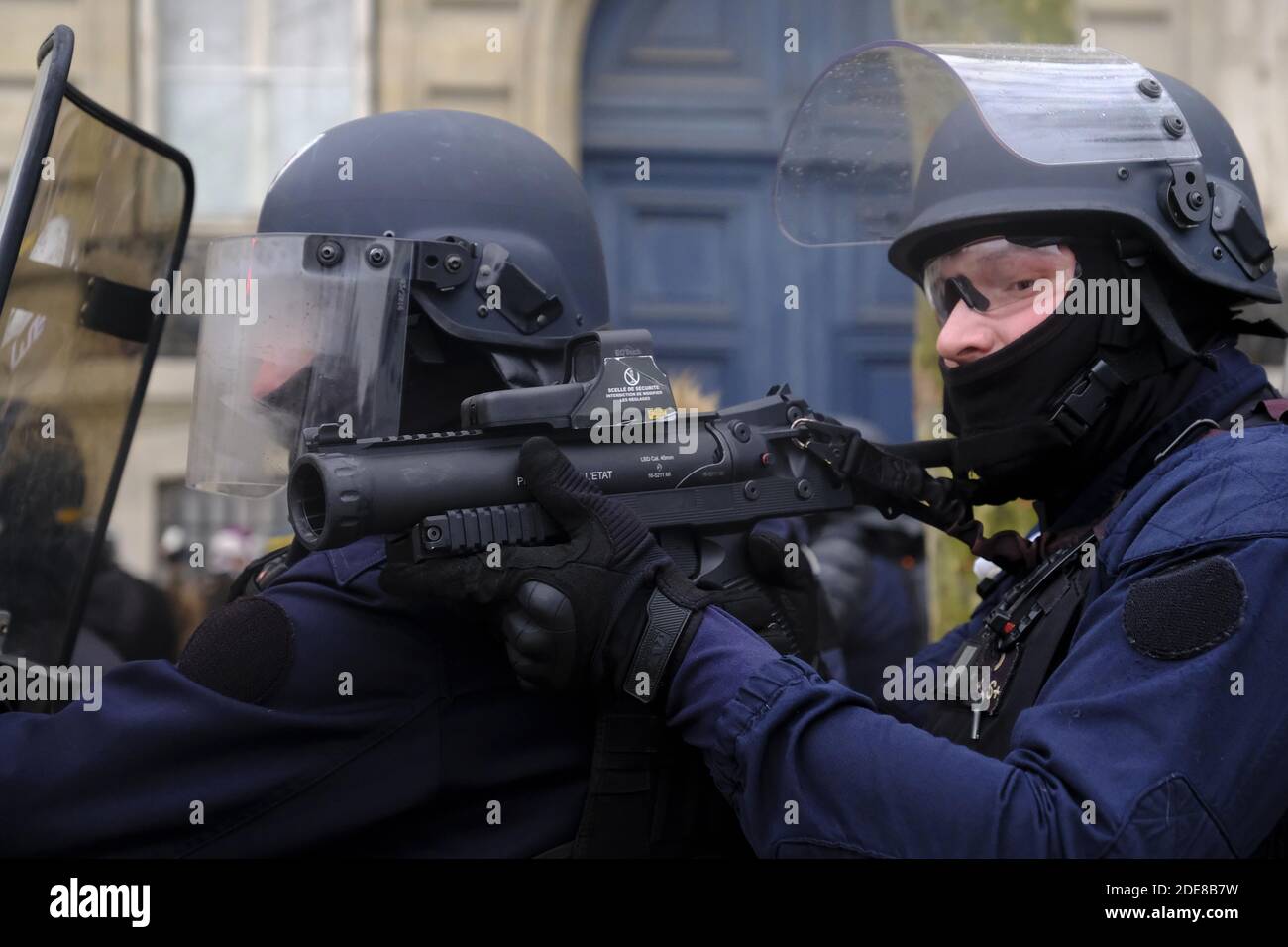 Lbd 40 hi-res stock photography and images - Alamy