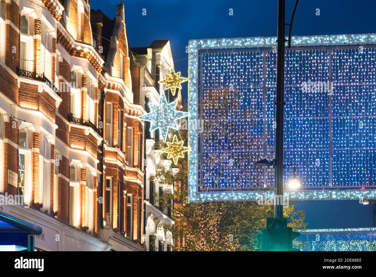 Street light lights lighting hi-res stock photography and images - Alamy