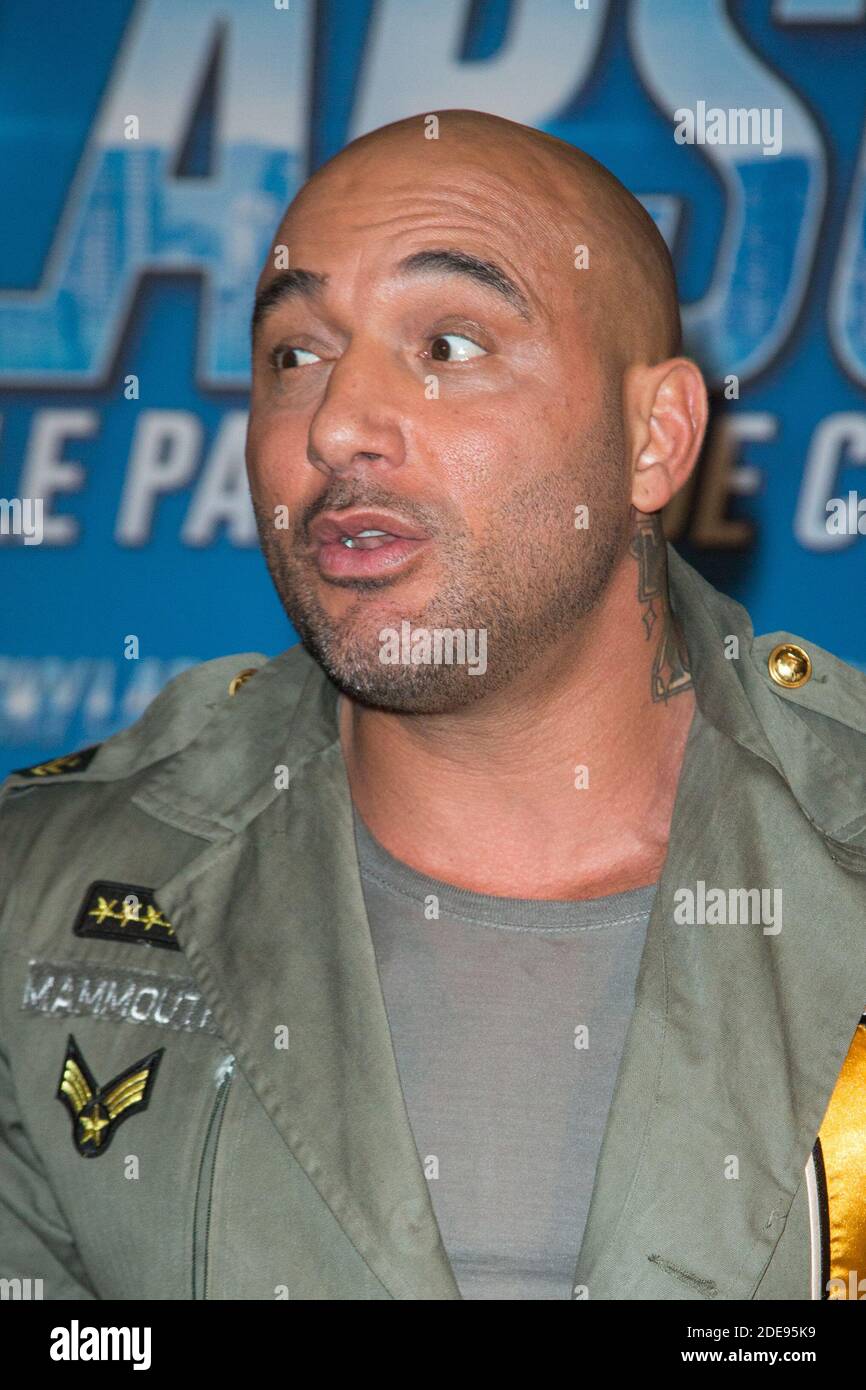 Kamel guenfoud hi-res stock photography and images - Alamy