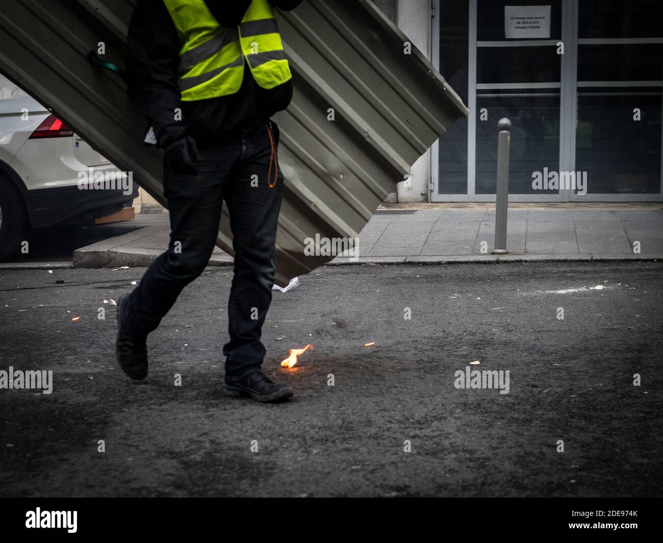 People from the yellow vest movement protest in Bordeaux during the act ...